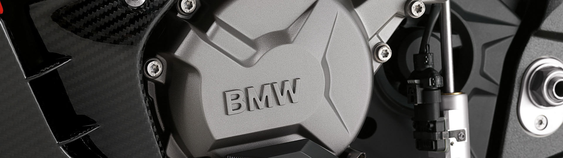 1000 CCM four-cylinder in-line engine - technology in detail | BMW Motorrad